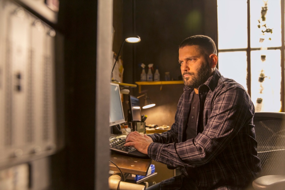 Did Huck Die in 'Scandal'? — Everything You Need to Know About Tonight ...