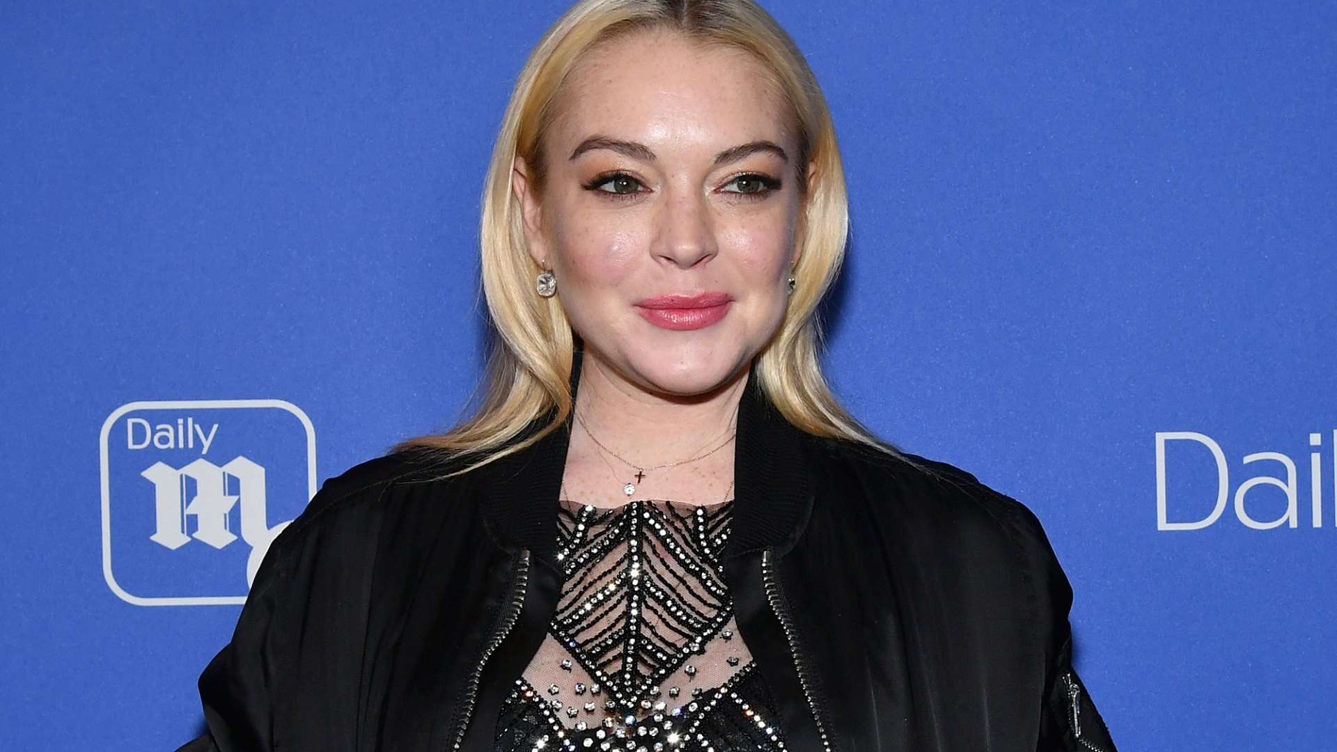 Lindsay Lohan Suffers Snake Bite — but It Didn’t Cure Her Weird Accent ...