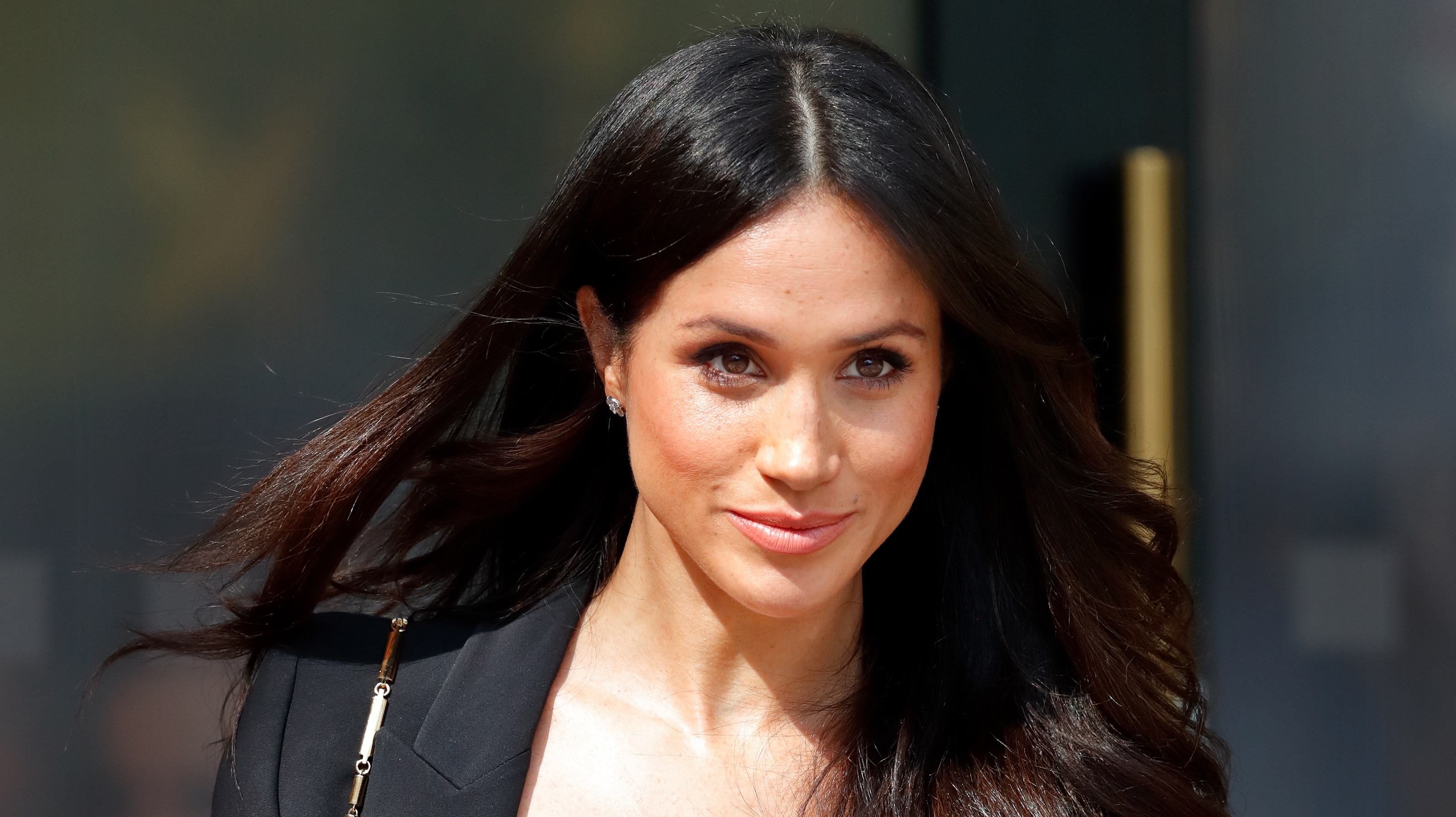 These Plastic Surgery Procedures Help Brides Obtain Meghan Markle's ...