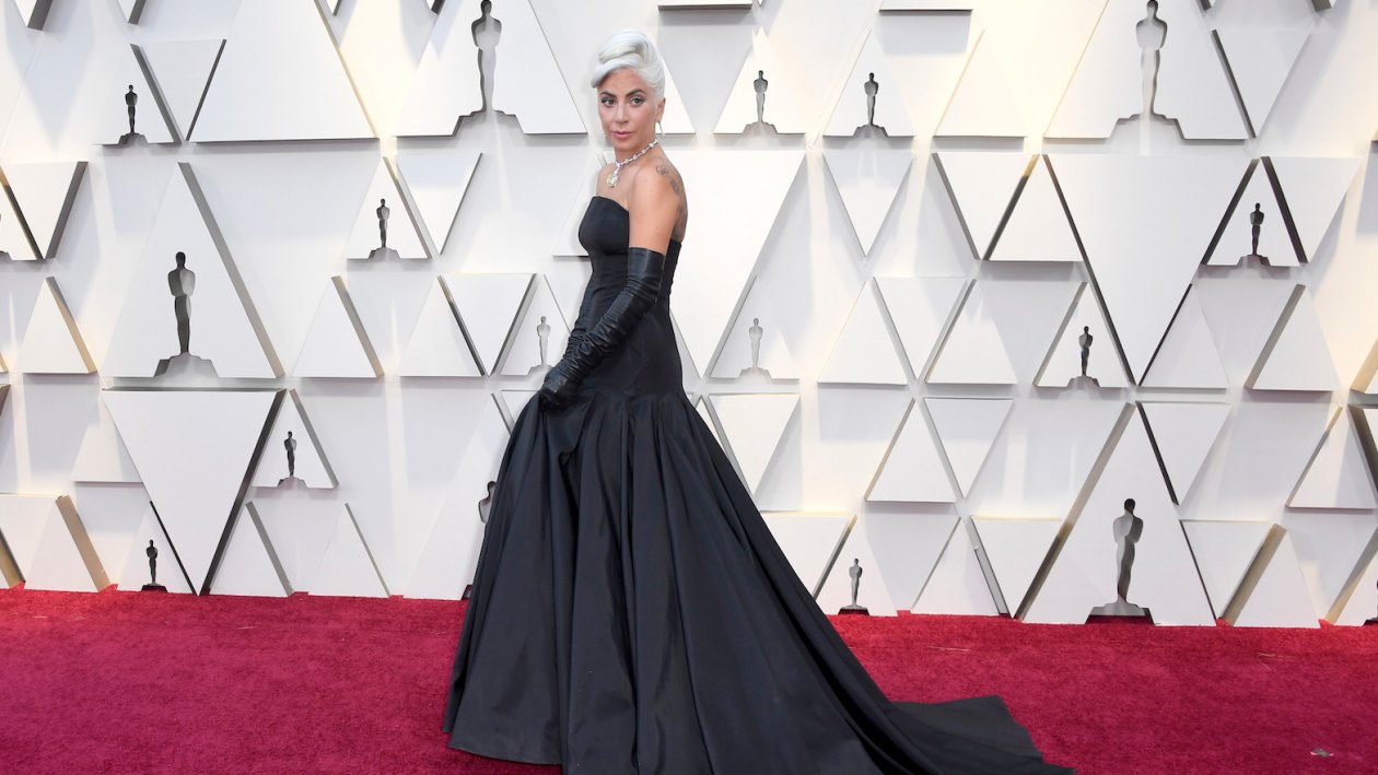 Lady Gaga's Oscars 2019 Look: See Her Gorgeous Gray Gown | Life & Style