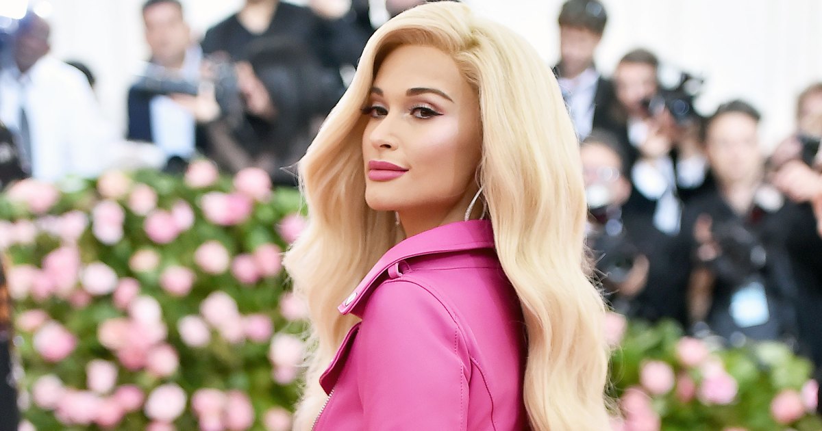 Kacey Musgraves' 2019 Met Gala Dress Is Barbie-Inspired! Pics