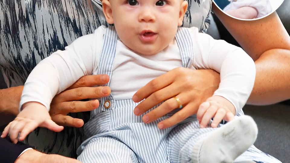 Baby Archie Looks Just Like Prince Harry Did as a Baby: See Photos ...