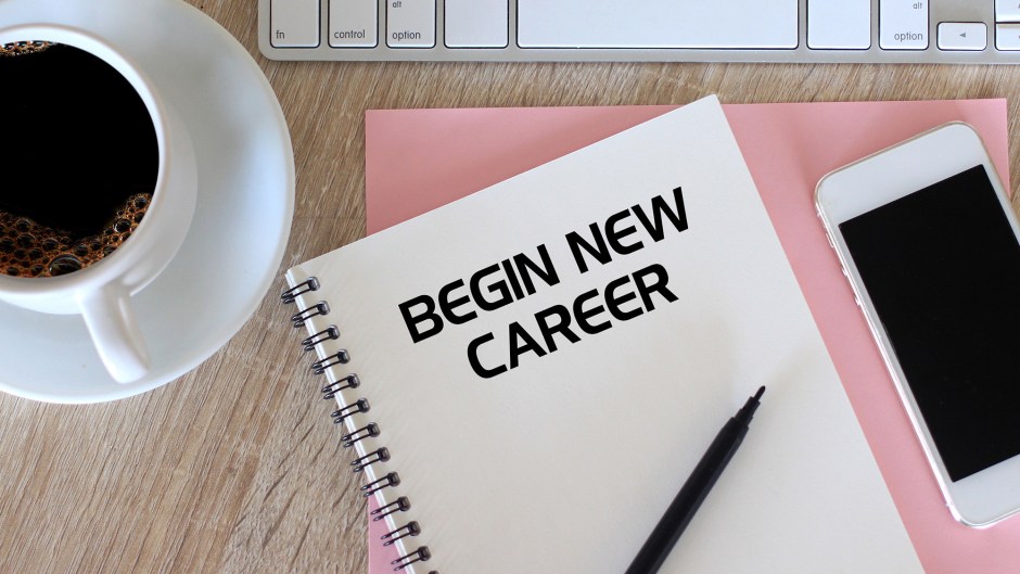 8 Valuable Tips On Kickstarting a New Career: Networking and More