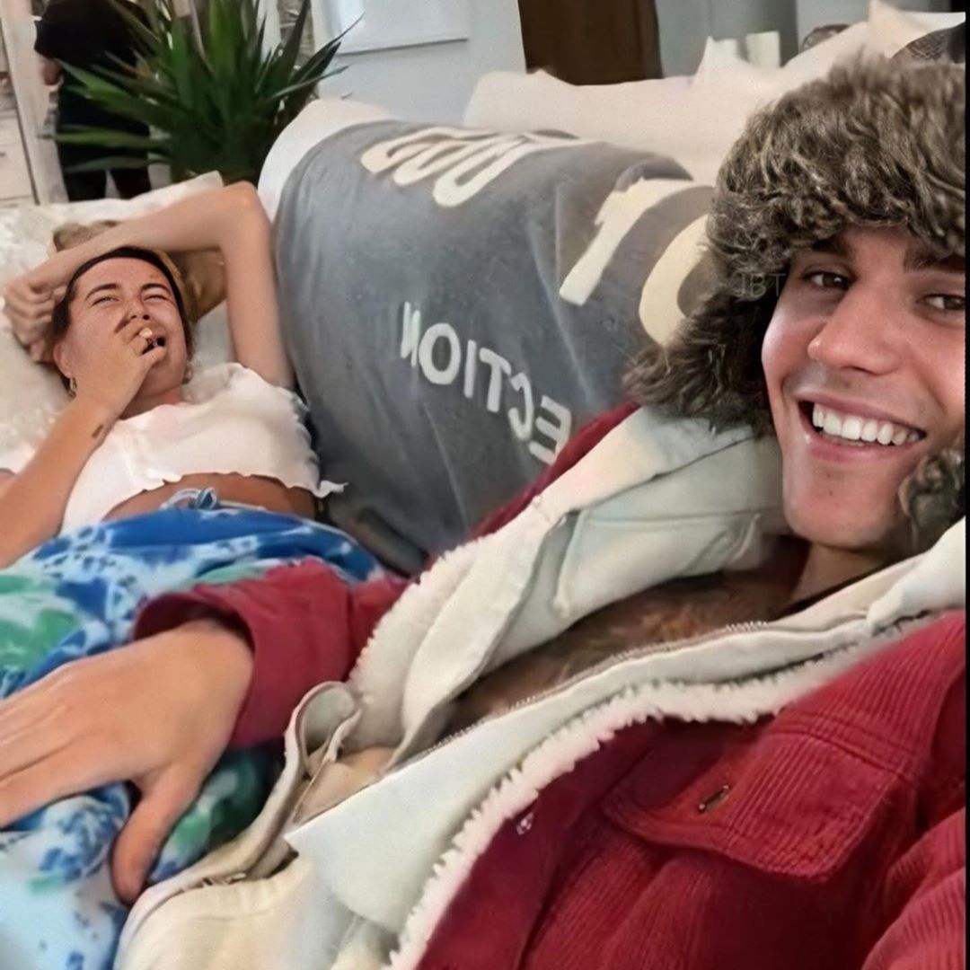Justin Bieber Laughing Gif 2022