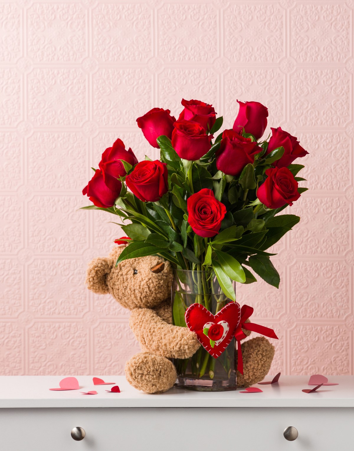 Give Love with These Valentine's Day-Themed Gifts From The Heart