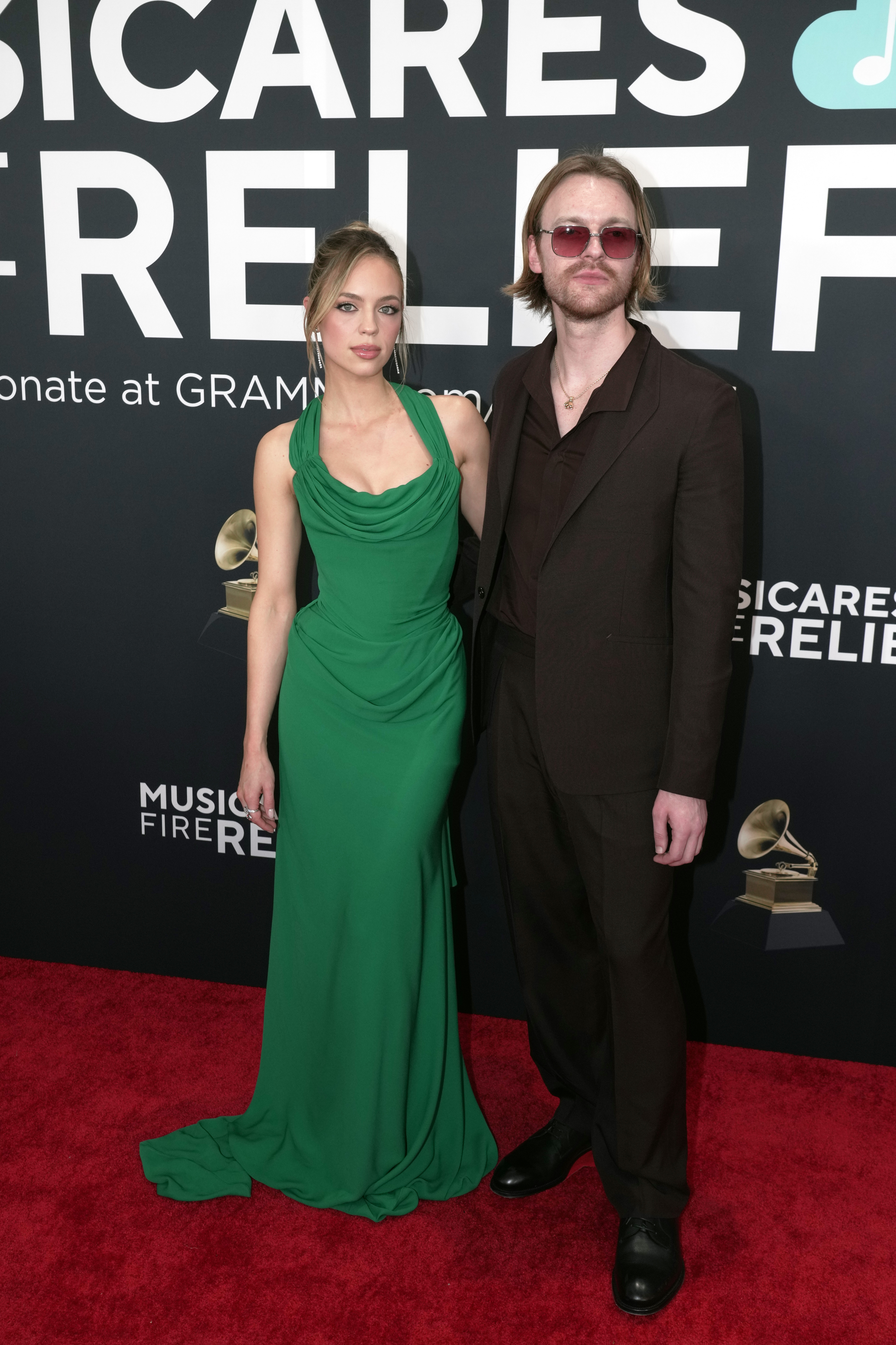 Finneas O'Connell's Girlfriend Claudia Sulewski: Job, More | Life & Style
