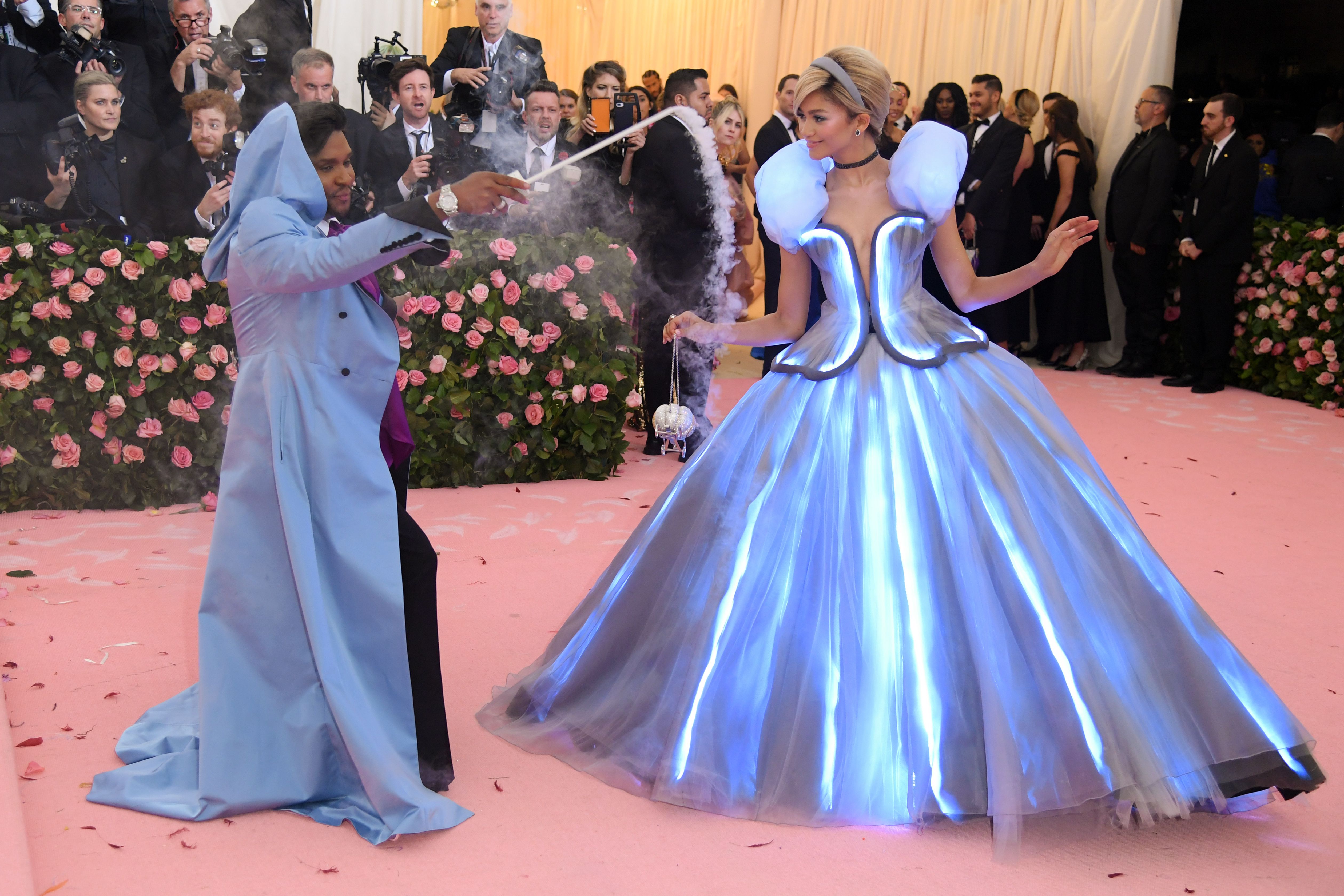 Worst Met Gala Outfits of All Time: See Red Carpet Photos | Life & Style