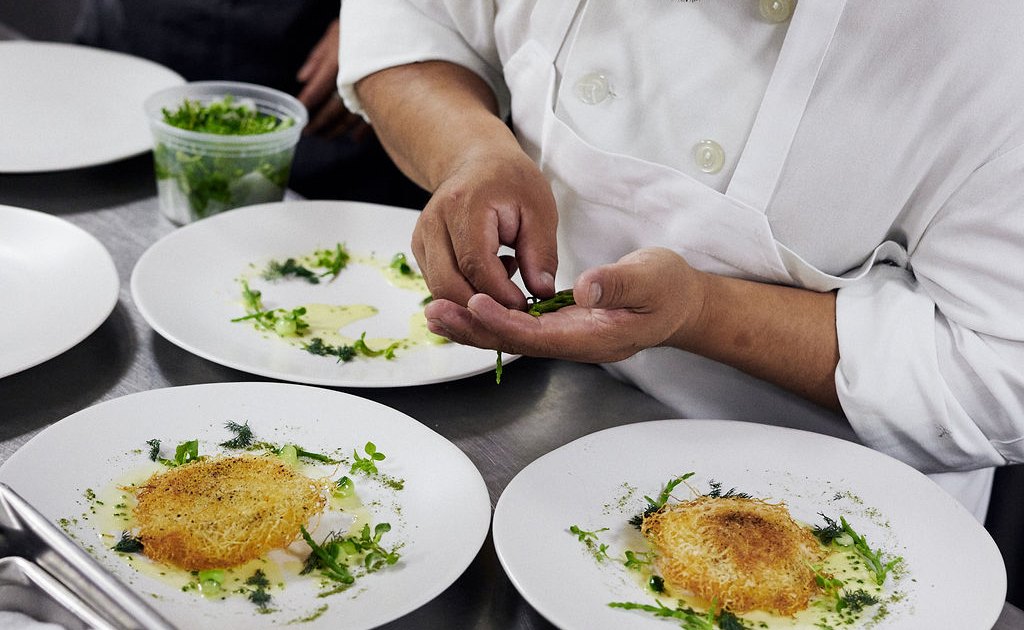 Charlie Palmer Brings Back Aureole Restaurant for Limited Time | Life ...