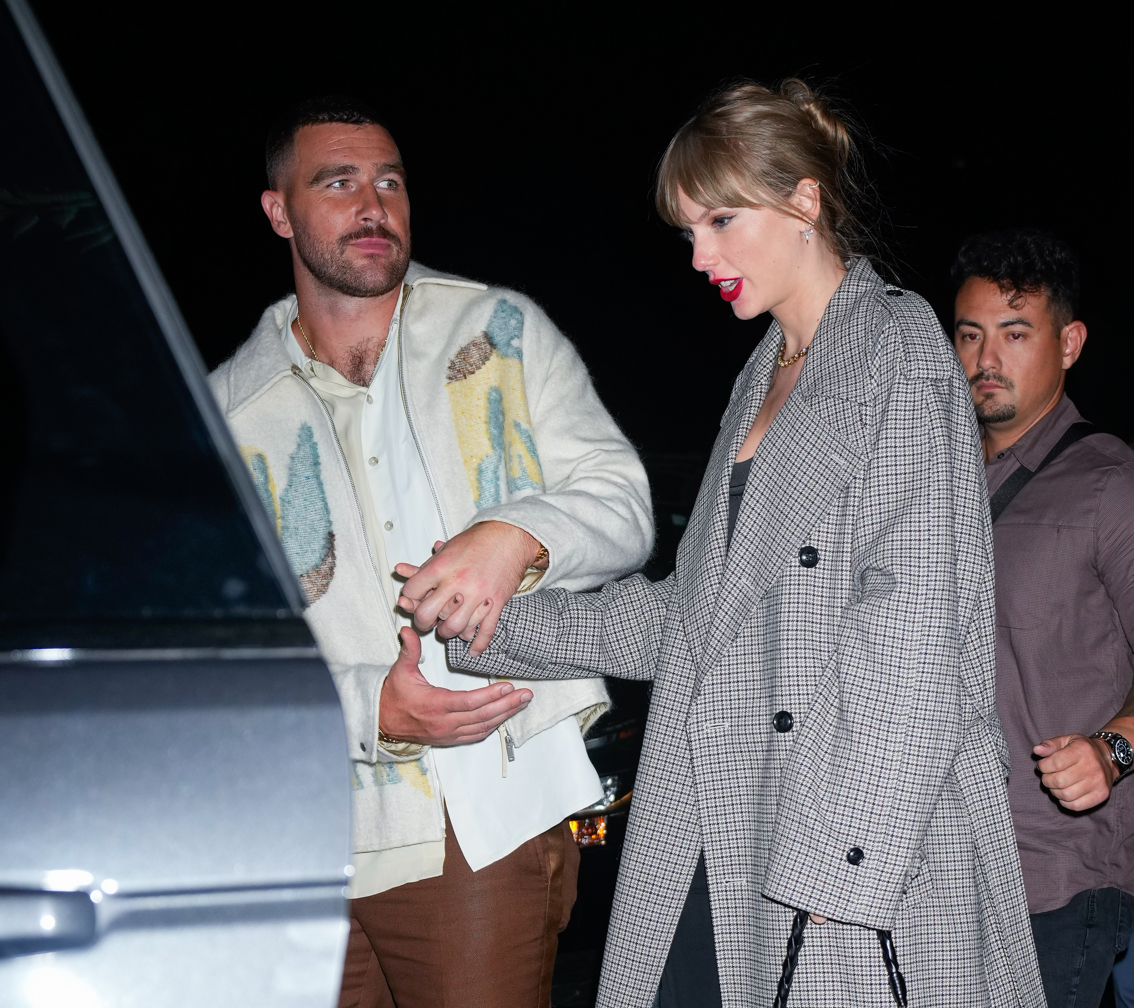 Taylor Swift and Travis Kelce Trolled by Philadelphia Eagles | Life & Style