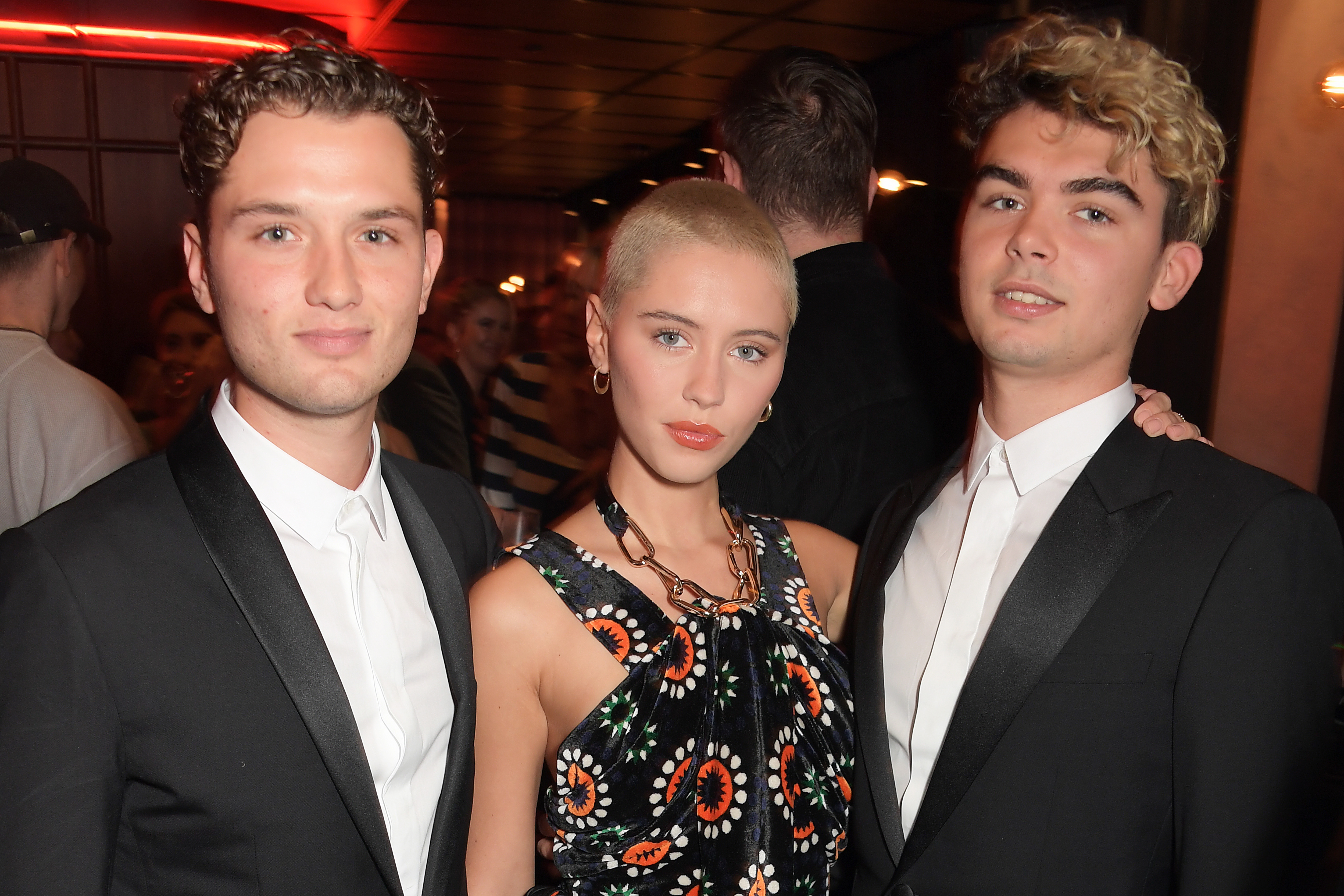 Meet The Holiday Actor Jude Law's Kids, Large Brood | Life & Style