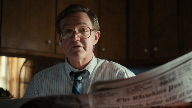 Who Is Ted Wheeler From Stranger Things? Meet Mike and Nancy’s Dad ...