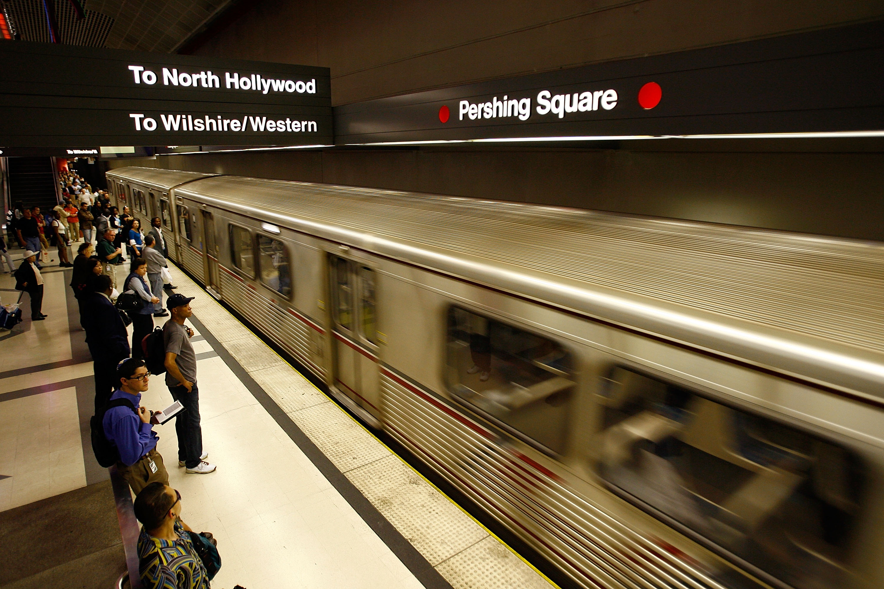 LA Metro Rail Lines Crime Increases After Tap-to-Exit System Is Paused ...
