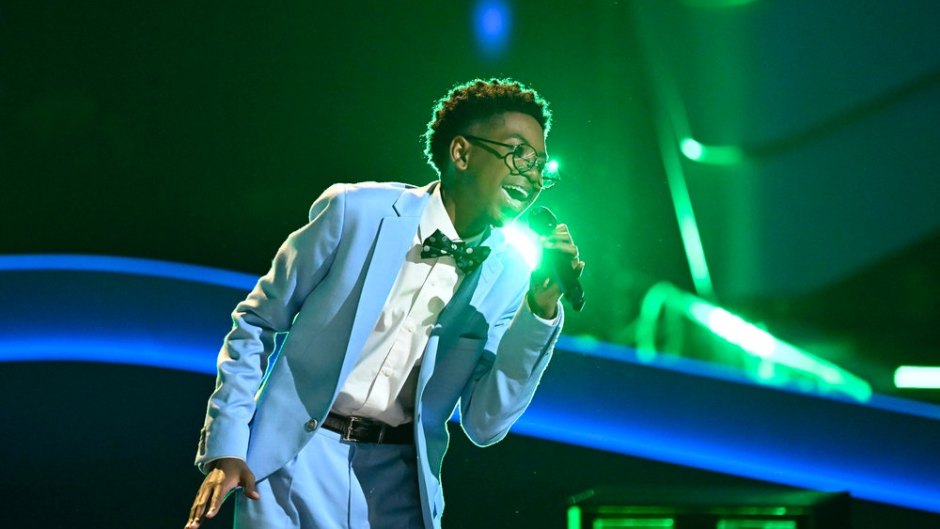 ‘The Voice’ Coaches Stunned by 14-Year-Old Singing Jackson 5 Hit | Life ...