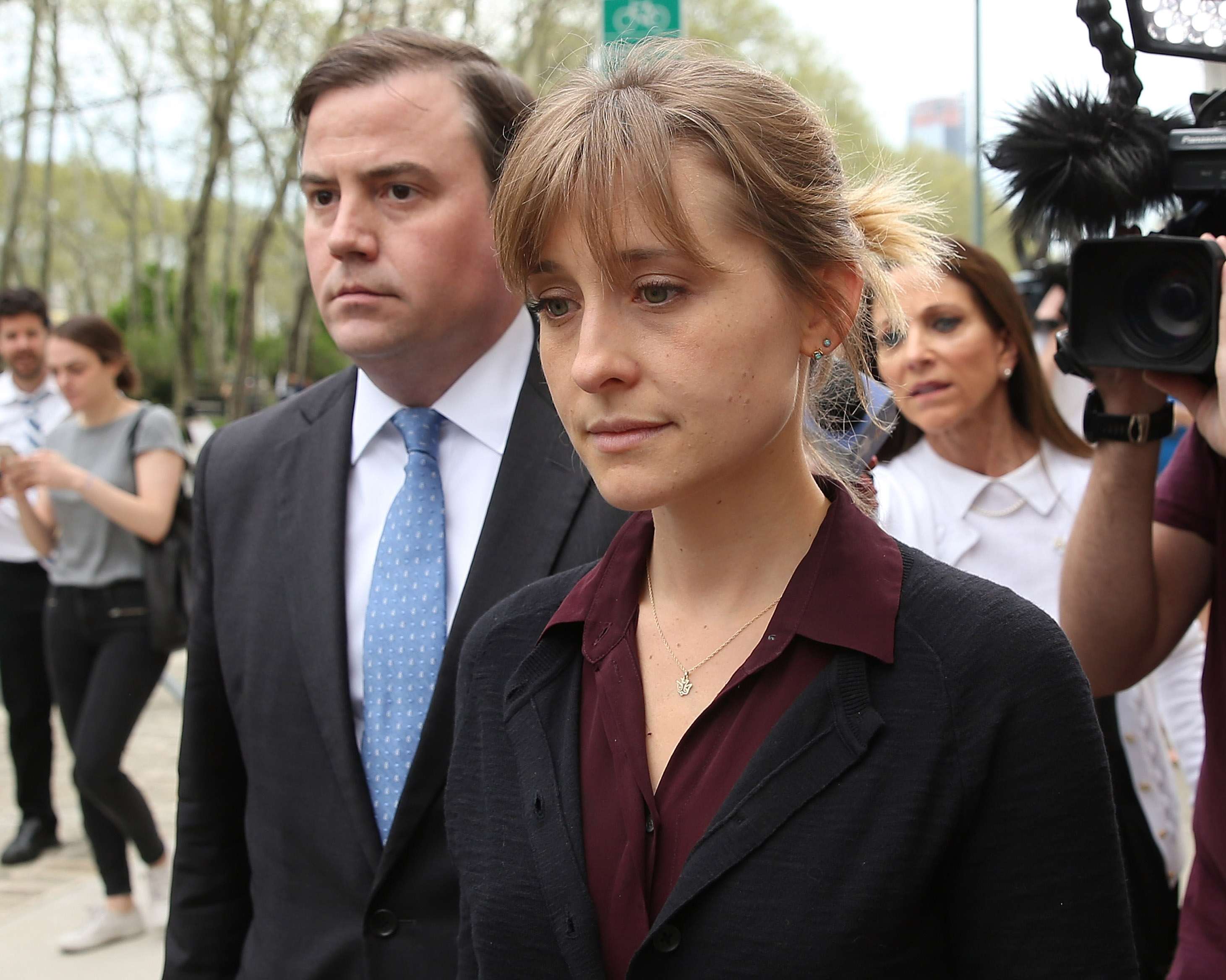 Allison Mack Speaks Out for 1st Time After Prison About Cult Crimes ...